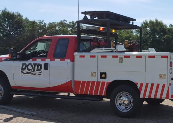 LaDOTD announces new traffic signal installation on LA 25 at Lake ...